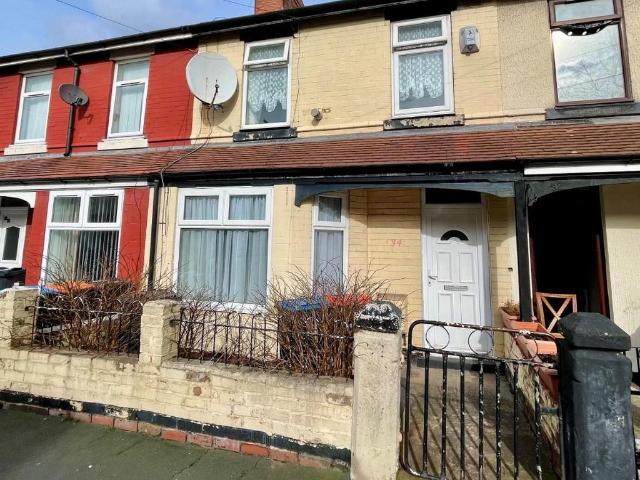 3 bedroom terraced house for sale