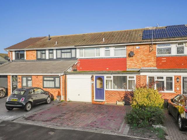 3 bedroom terraced house for sale
