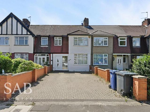3 bedroom terraced house for sale