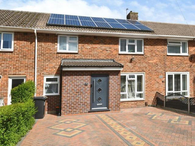 3 bedroom terraced house for sale