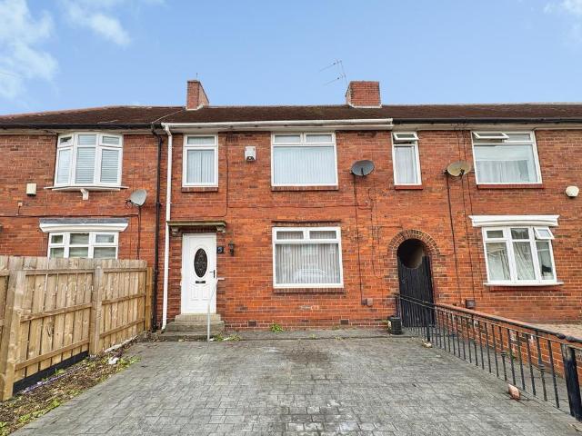 3 bedroom terraced house for sale