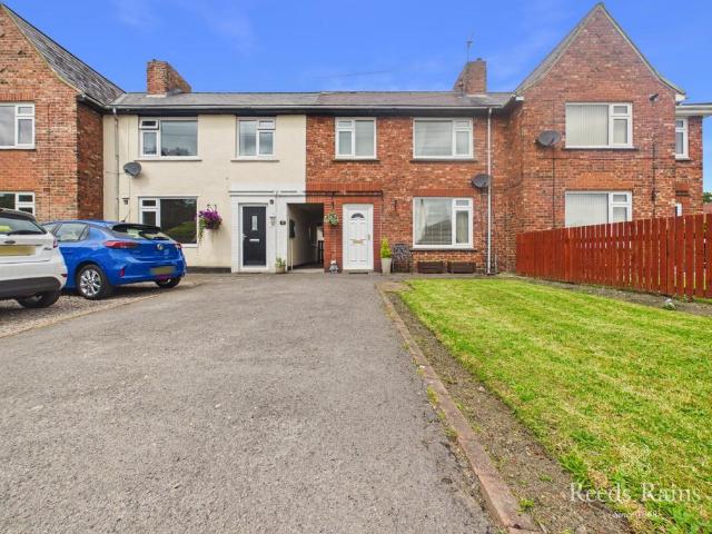 3 bedroom terraced house for sale