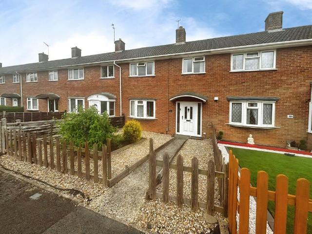 3 bedroom terraced house for sale