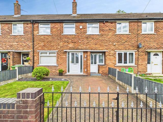 3 bedroom terraced house for sale