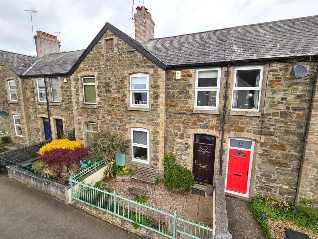 3 bedroom terraced house for sale