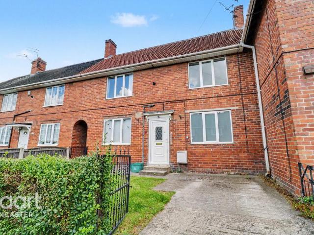 3 bedroom terraced house for sale