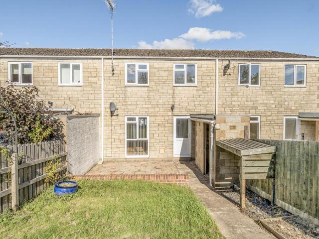 3 bedroom terraced house for sale