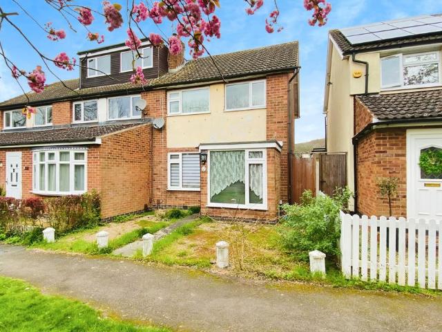 3 bedroom terraced house for sale