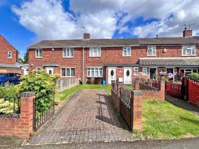 3 bedroom terraced house for sale