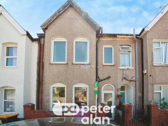 3 bedroom terraced house for sale