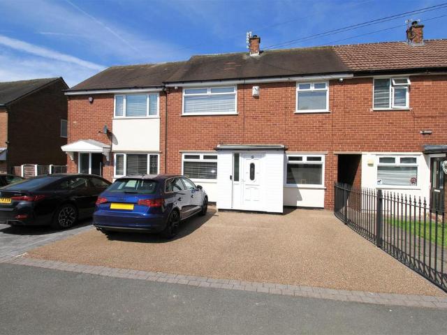 3 bedroom terraced house for sale
