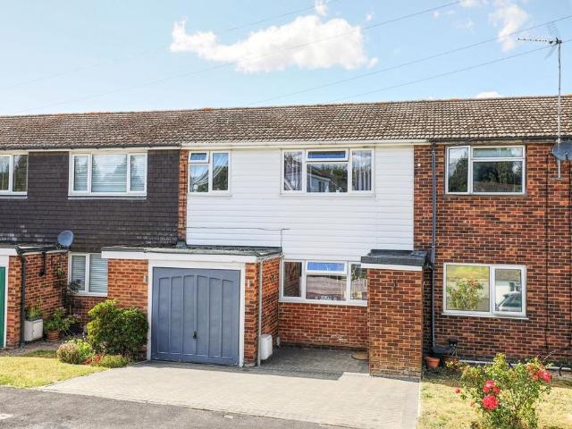 3 bedroom terraced house for sale