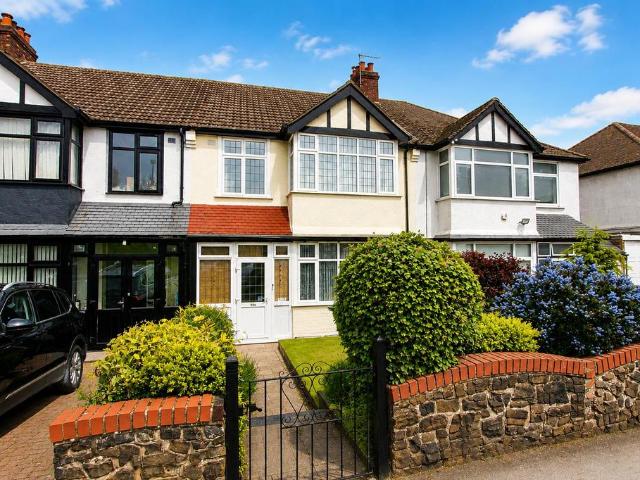 3 bedroom terraced house for sale