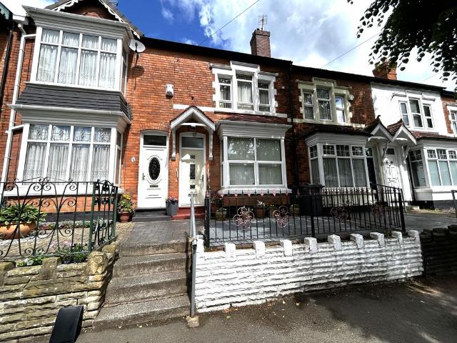 3 bedroom terraced house for sale