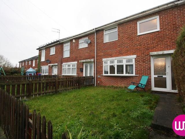 3 bedroom terraced house for sale