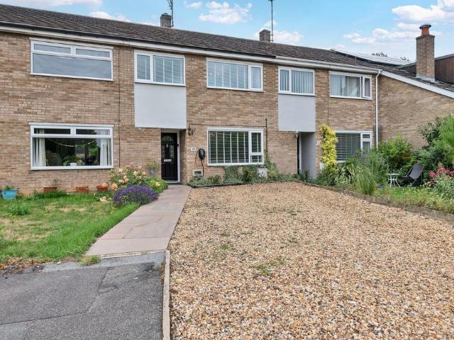 3 bedroom terraced house for sale