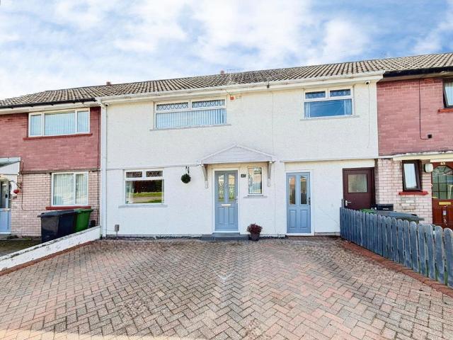 3 bedroom terraced house for sale