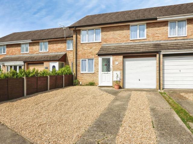 3 bedroom terraced house for sale