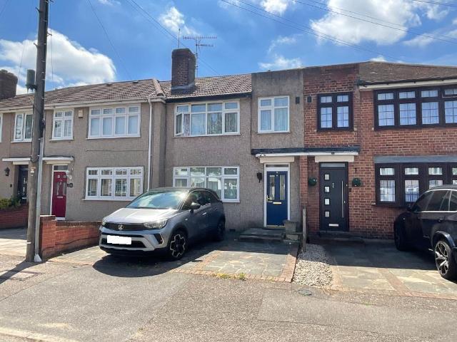 3 bedroom terraced house for sale