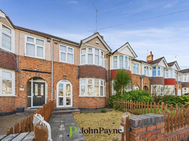 3 bedroom terraced house for sale