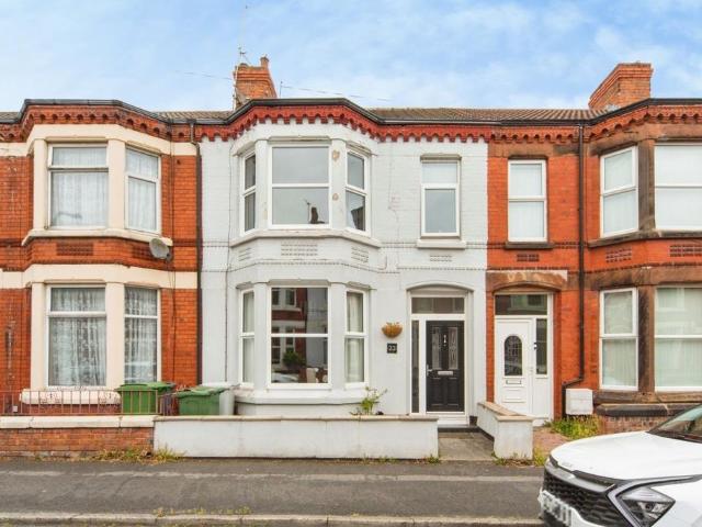 3 bedroom terraced house for sale