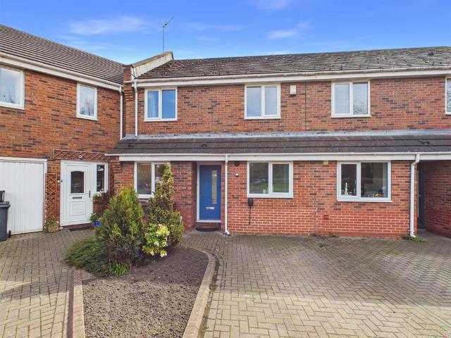 3 bedroom terraced house for sale