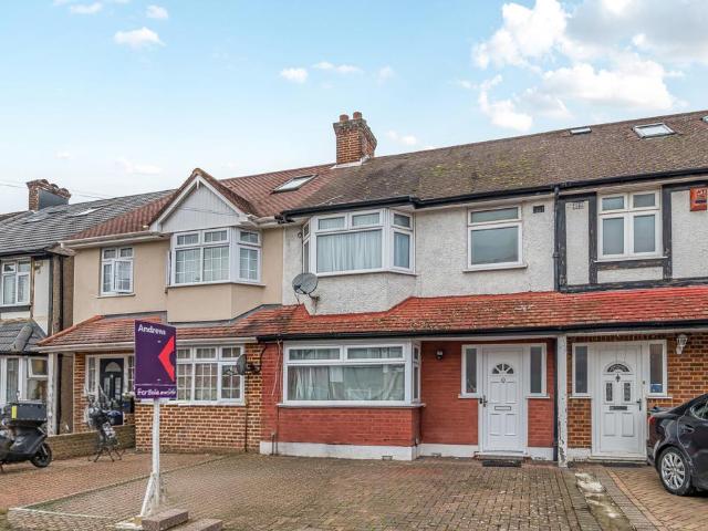 3 bedroom terraced house for sale