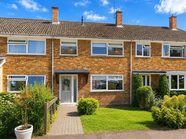 3 bedroom terraced house for sale