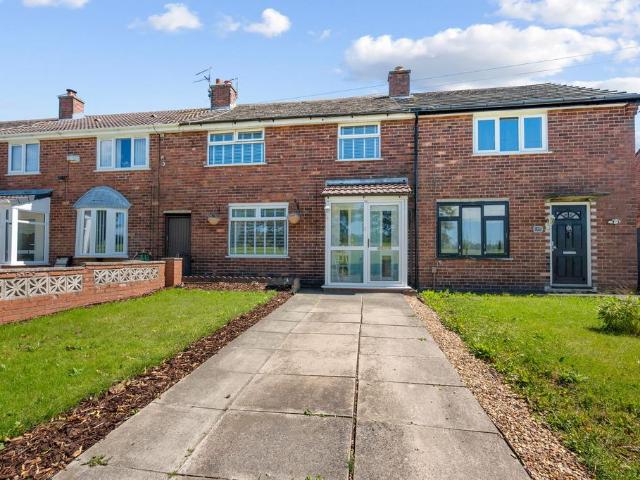 3 bedroom terraced house for sale