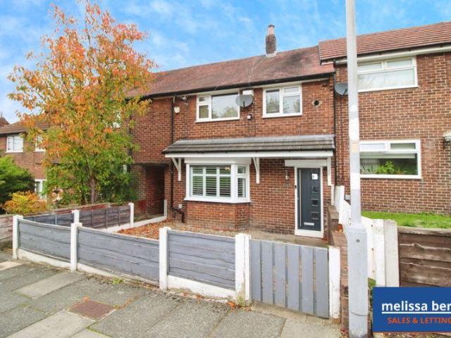 3 bedroom terraced house for sale