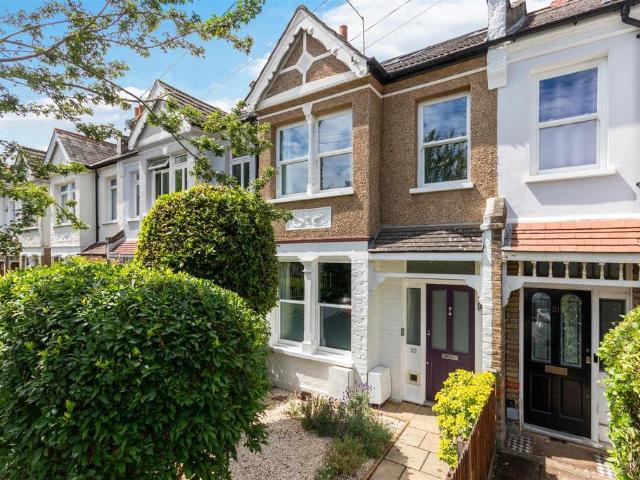3 bedroom terraced house for sale