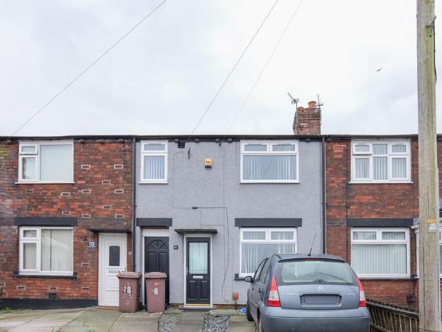 3 bedroom terraced house for sale