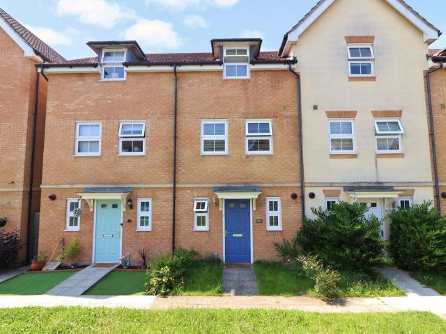 3 bedroom terraced house for sale
