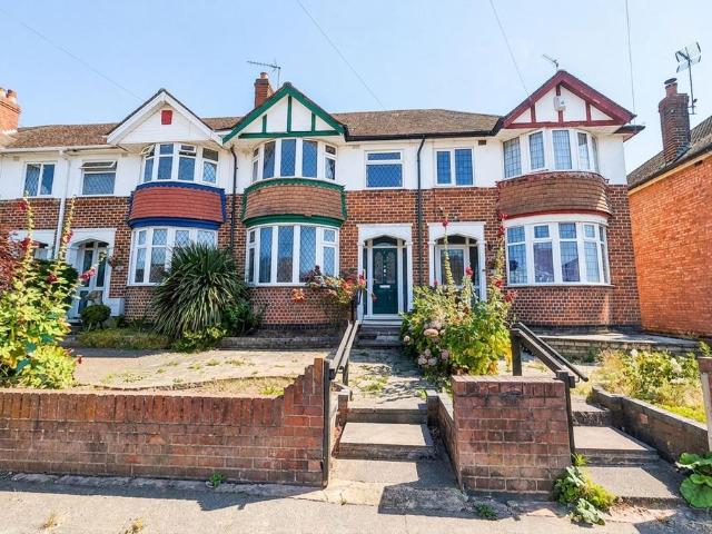 3 bedroom terraced house for sale