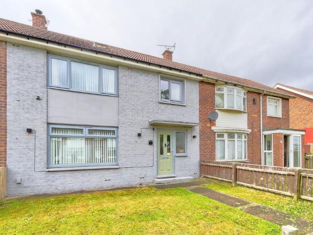 3 bedroom terraced house for sale