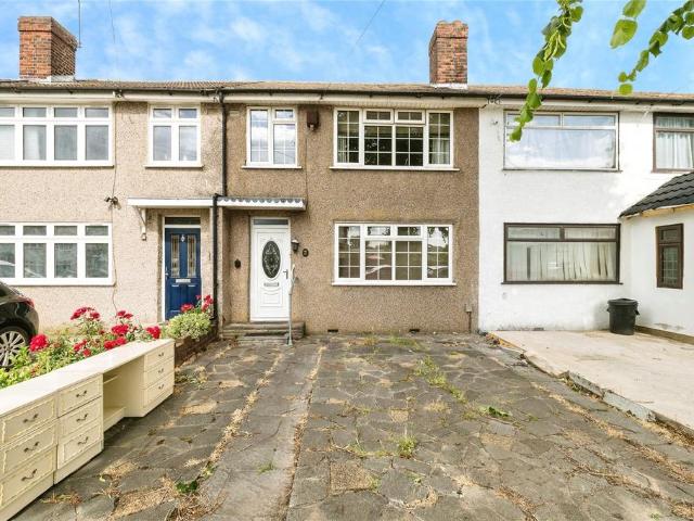 3 bedroom terraced house for sale