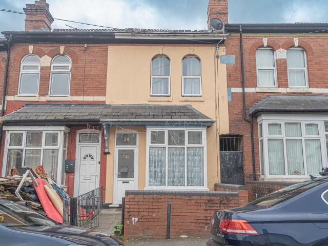 3 bedroom terraced house for sale