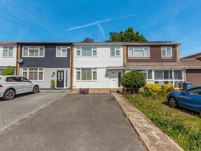 3 bedroom terraced house for sale