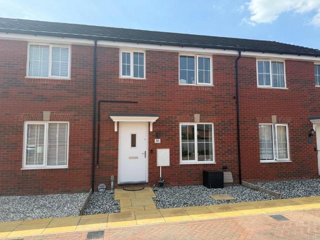 3 bedroom terraced house for sale