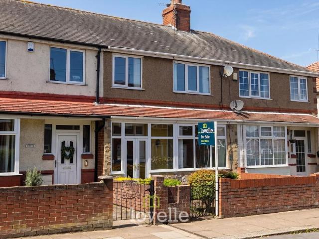 3 bedroom terraced house for sale