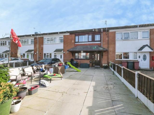 3 bedroom terraced house for sale
