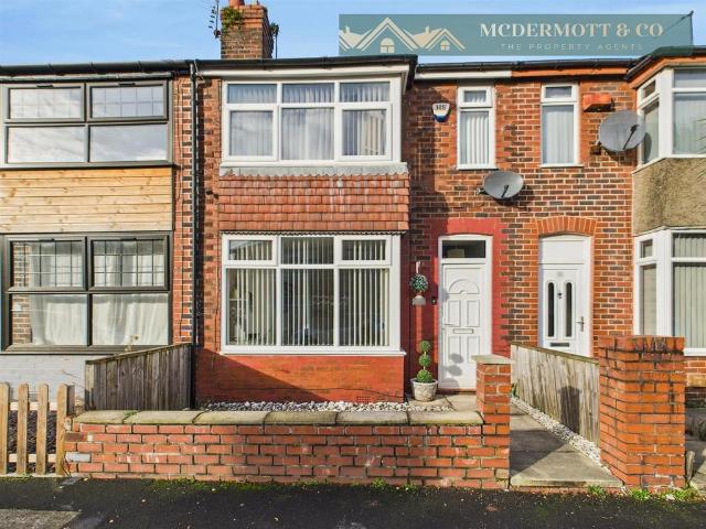 3 bedroom terraced house for sale