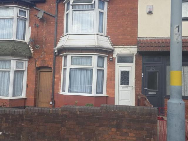 3 bedroom terraced house for sale