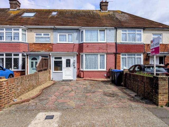 3 bedroom terraced house for sale