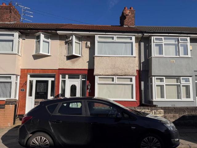 3 bedroom terraced house for sale