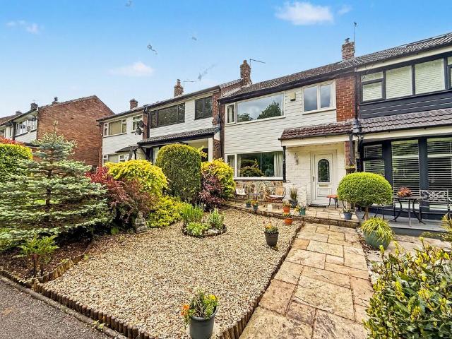 3 bedroom terraced house for sale