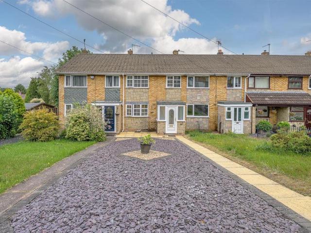 3 bedroom terraced house for sale