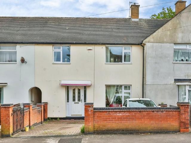 3 bedroom terraced house for sale