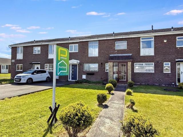 3 bedroom terraced house for sale