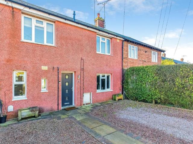 3 bedroom terraced house for sale